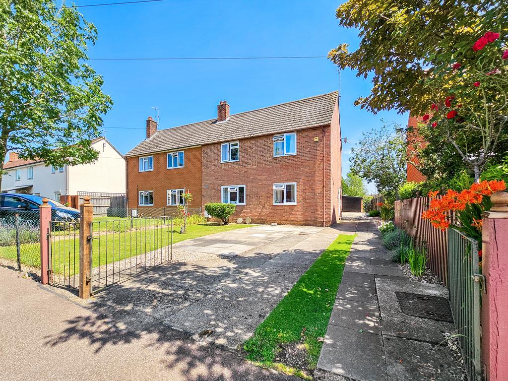 Sawston, Cambridge CB22 3 bed semi-detached house for sale - £400,000