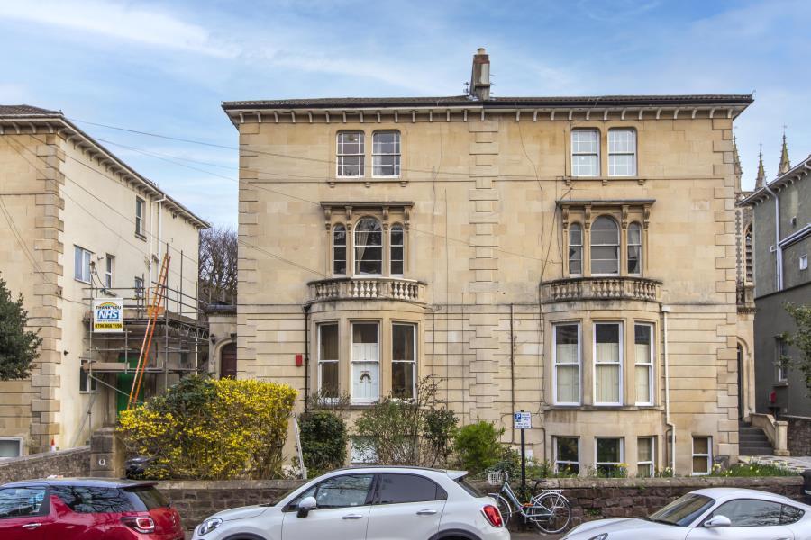 Oakland Road, Bristol BS6 2 bed flat - £1,750 pcm (£404 pw)