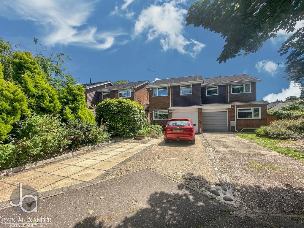 Bridgefield Close, Colchester 3 bed semi-detached house - £280,000
