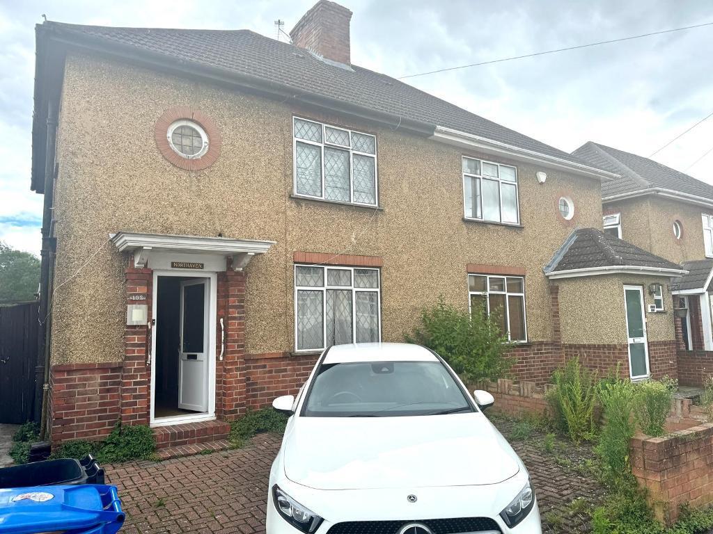 North Town Road, Maidenhead, SL6 7JH 3 bed semi-detached house - £2,200 ...