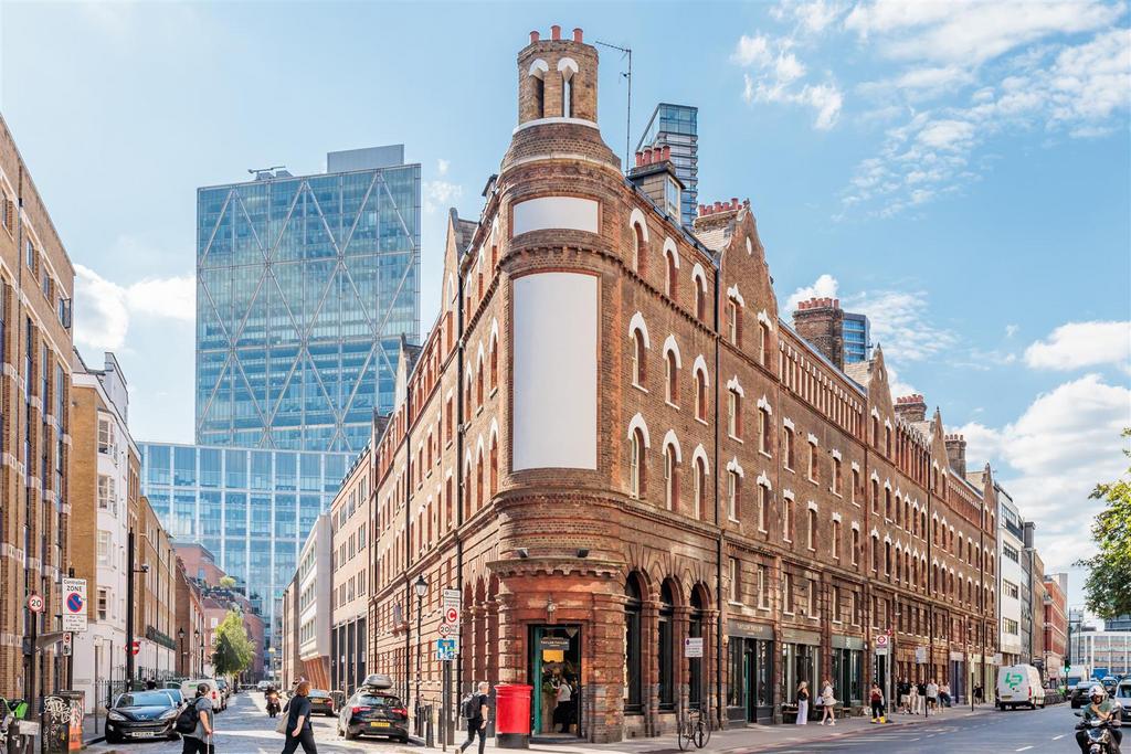 Commercial Street, London E1 1 bed apartment - £370,000
