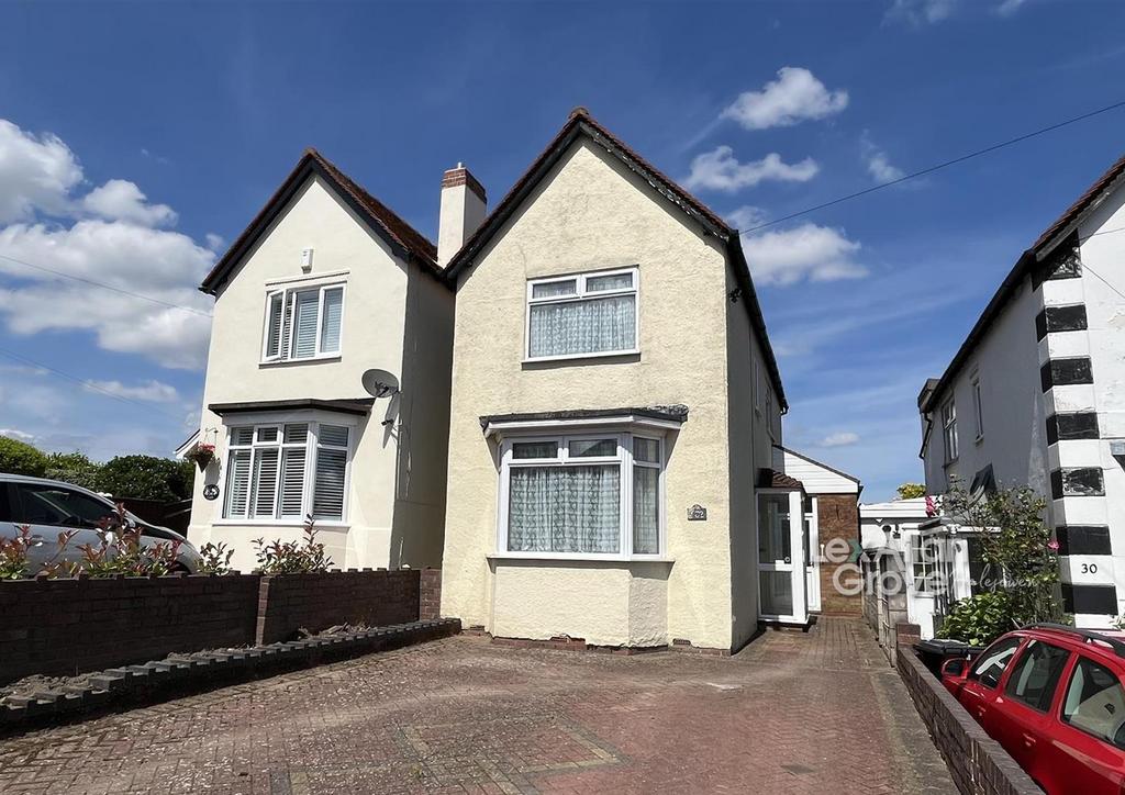 Cherry Tree Lane, Halesowen 2 bed detached house - £160,000