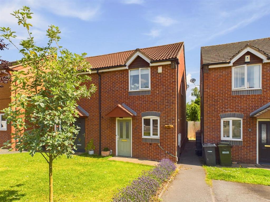 Kappler Close, Nottingham NG4 2 bed semi-detached house - £190,000