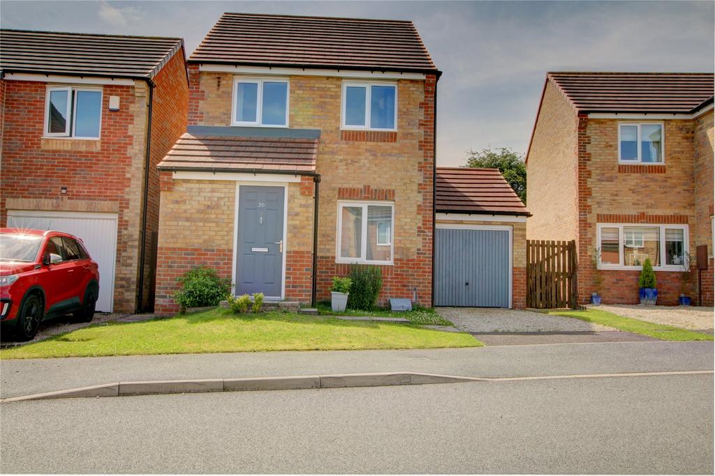 Dewhirst Close, Leadgate, Consett, DH8 3 bed detached house - £155,000