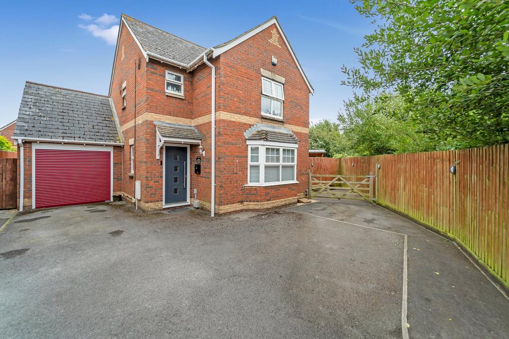 Old Mill Way, Weston Village... 3 bed detached house - £350,000