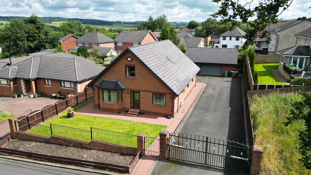 Mill Road, Allanton, North Lanarkshire 5 bed detached house - £360,000