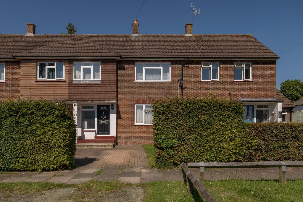 Sandcross Lane, Reigate, Surrey, RH2 3 bed terraced house - £459,950