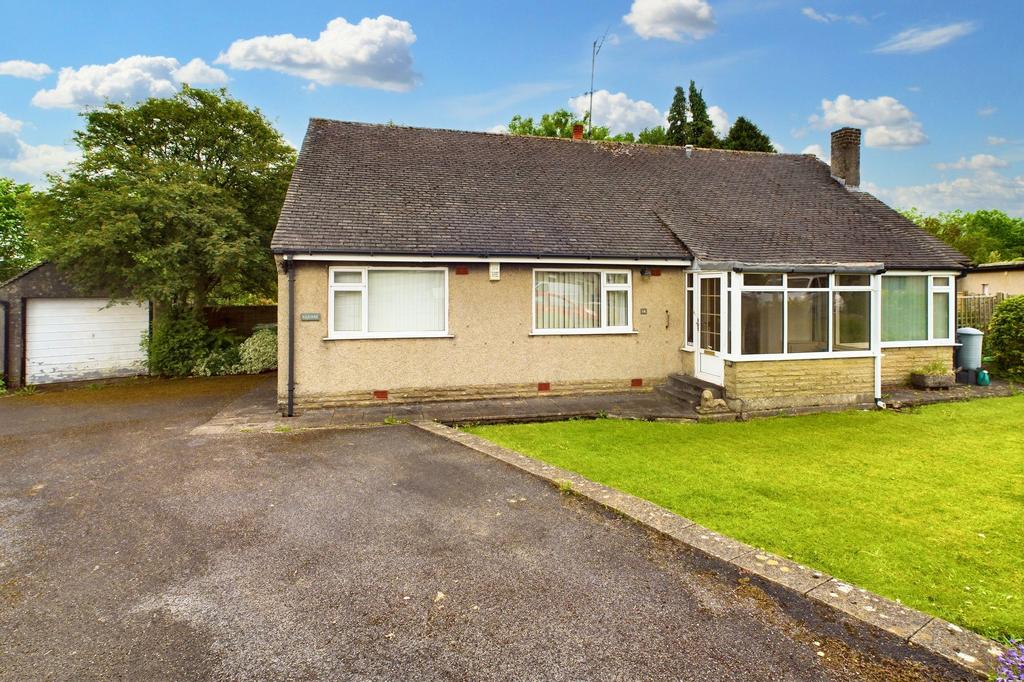14 Ruskin Drive 4 bed detached bungalow - £500,000