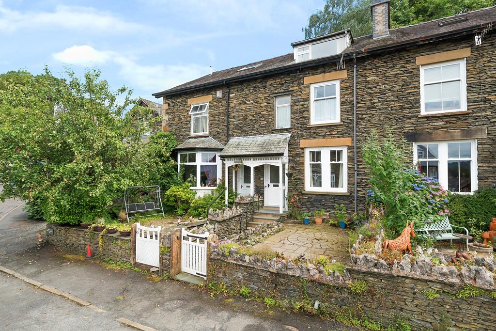 77 Craig Walk, Windermere, Cumbria... 3 bed terraced house - £399,999