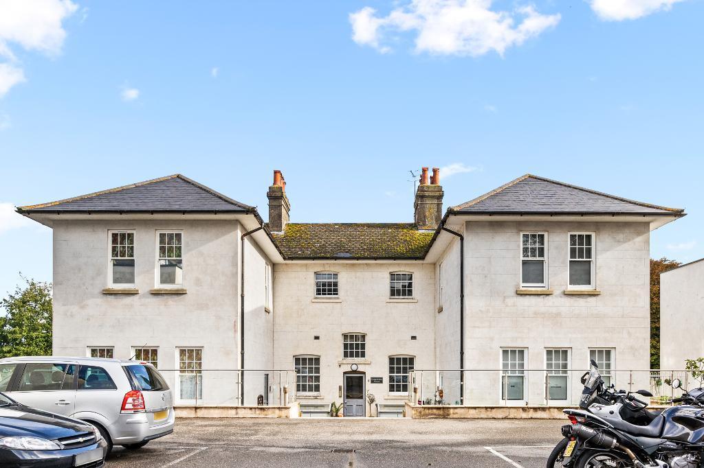 Union Close, Newhaven BN9 2 bed flat - £239,950