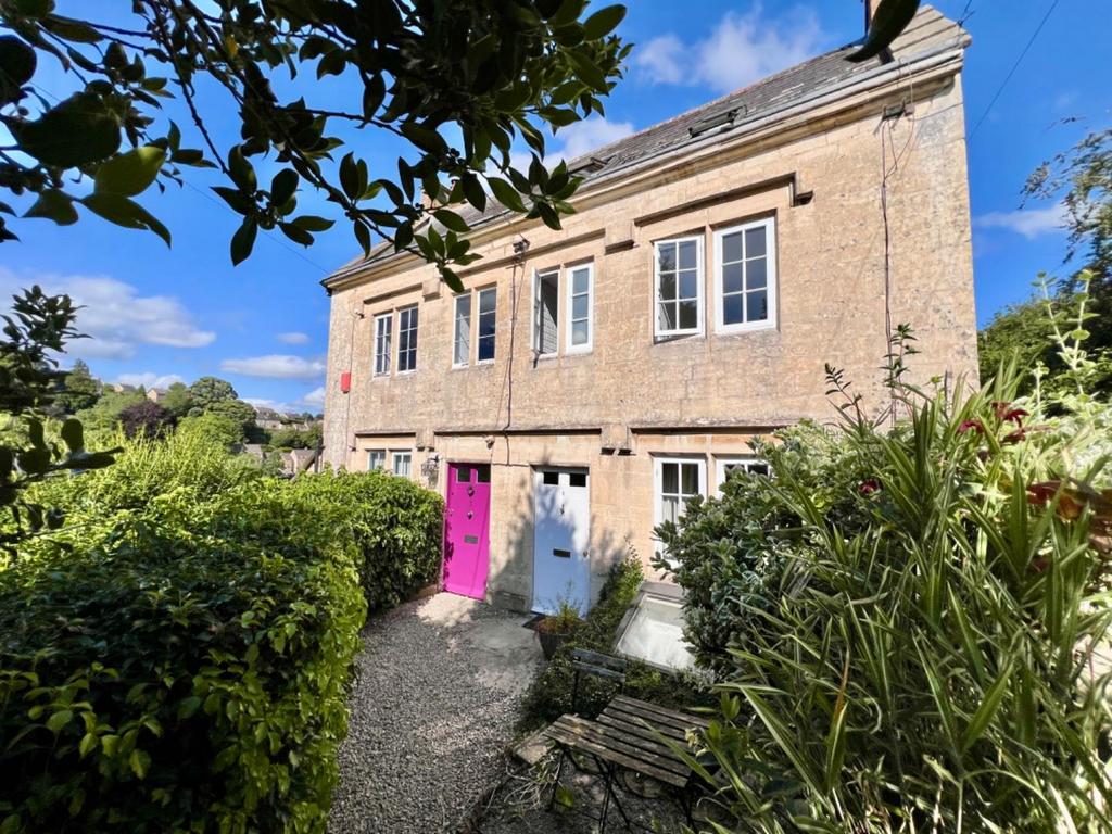 Walkley Wood, Nailsworth, Stroud 2 bed end of terrace house - £295,000