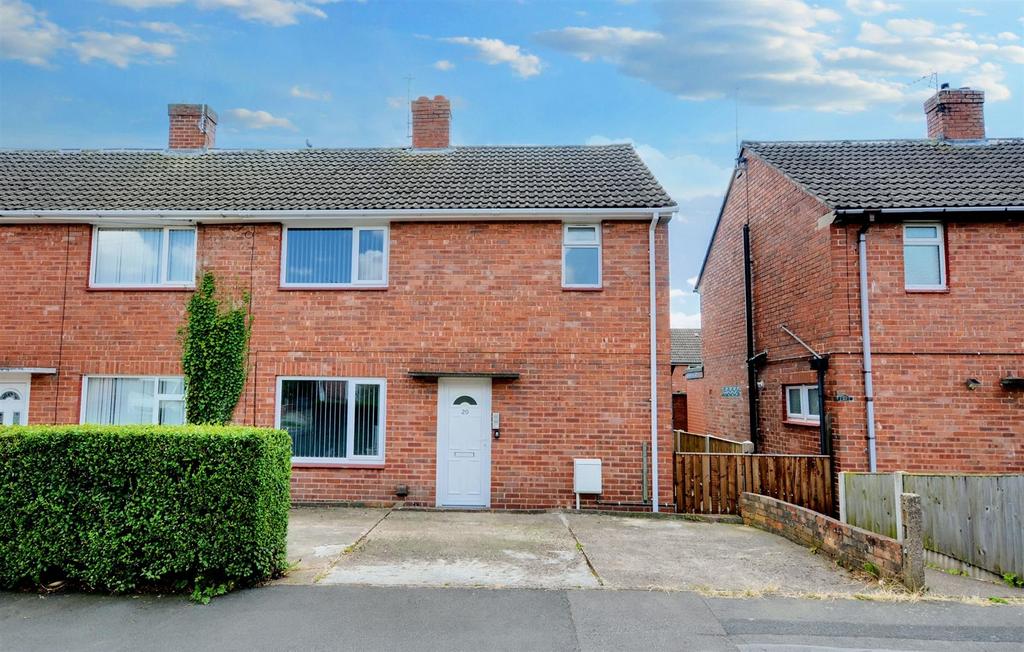 Beck Avenue, Calverton, Nottingham 3 bed semi-detached house - £185,000