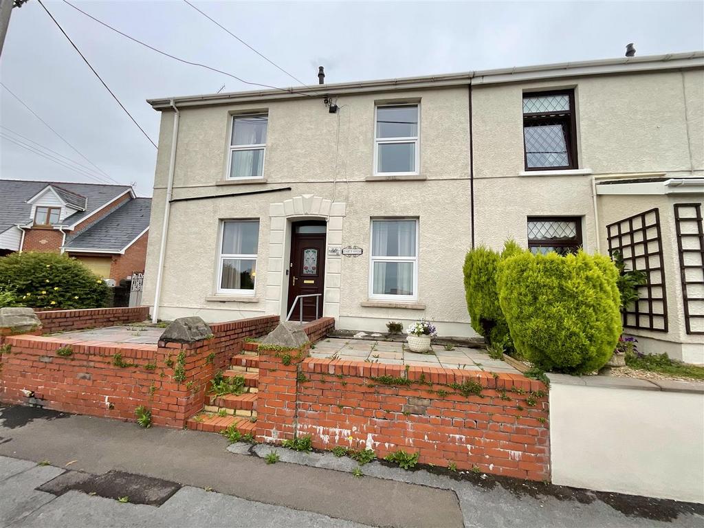 Llethri Road, Llanelli 3 bed semi-detached house - £167,995