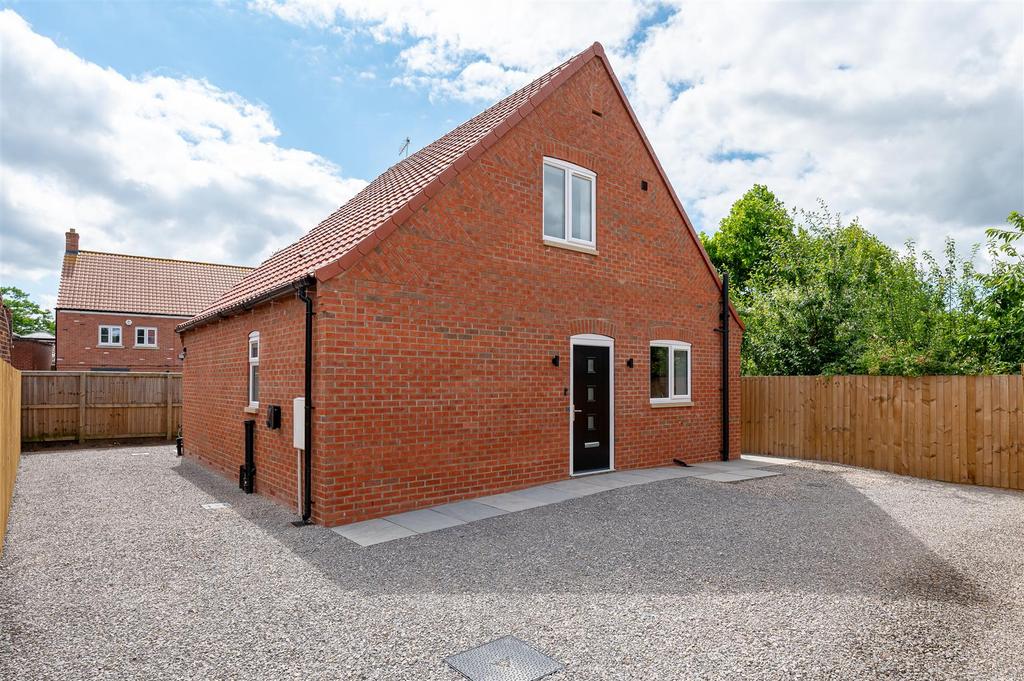 Plot 3, Mayfield Grove, York YO24 1HJ 2 bed detached bungalow - £460,000