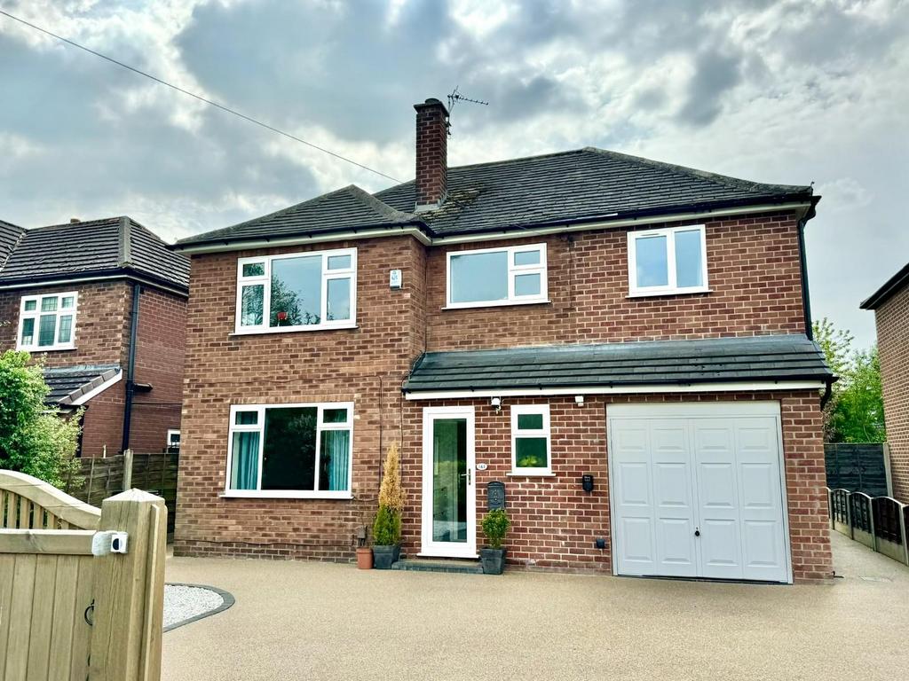 Wilmslow Road, Handforth, Wilmslow 5 bed detached house for sale - £575,000