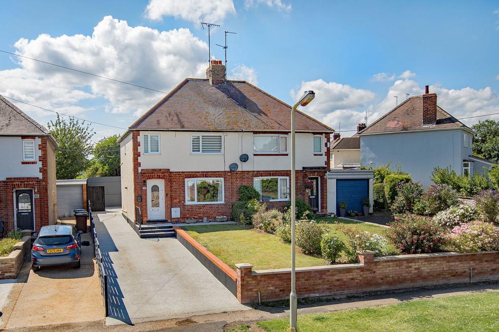 Gretton Road, Corby NN17 2 bed semi-detached house - £300,000