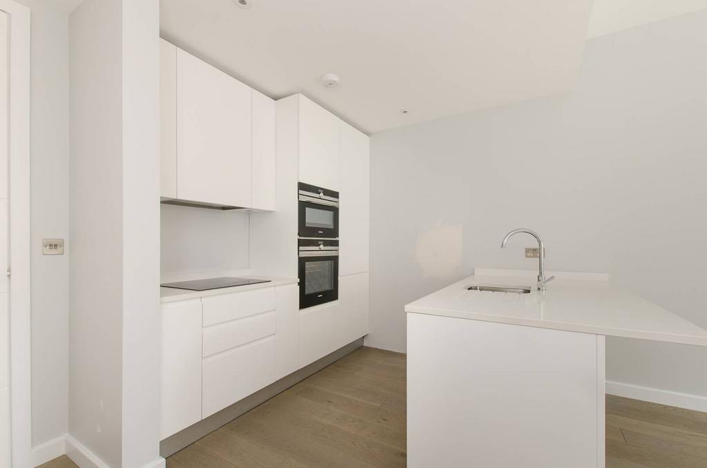 Southern Row, Ladbroke Grove, London... 1 bed flat - £2,232 pcm (£515 pw)