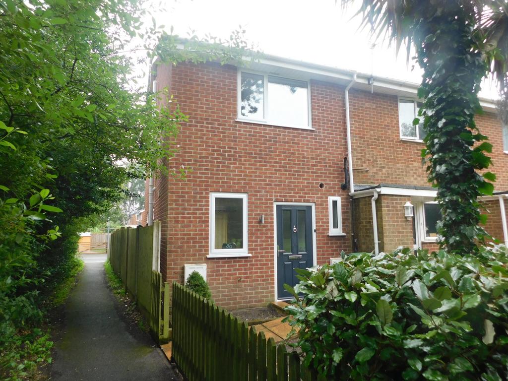 Barlands Close, Burton BH23 2 bed end of terrace house - £300,000