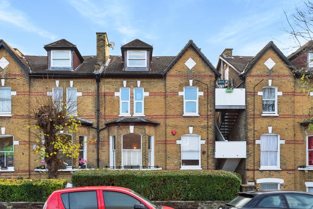 Oakfield Road London SE20 1 bed flat - £1,350 pcm (£312 pw)