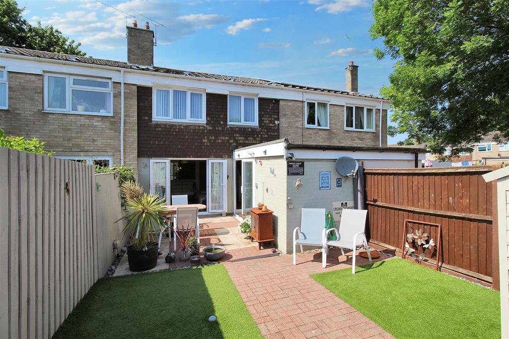 Ormesby Road, Badersfield 3 bed terraced house - £230,000