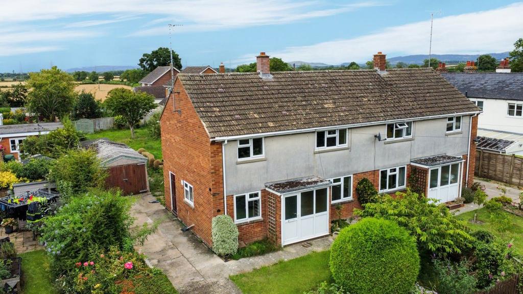 Staverton GL51 0TW 3 bed house - £1,350 pcm (£312 pw)