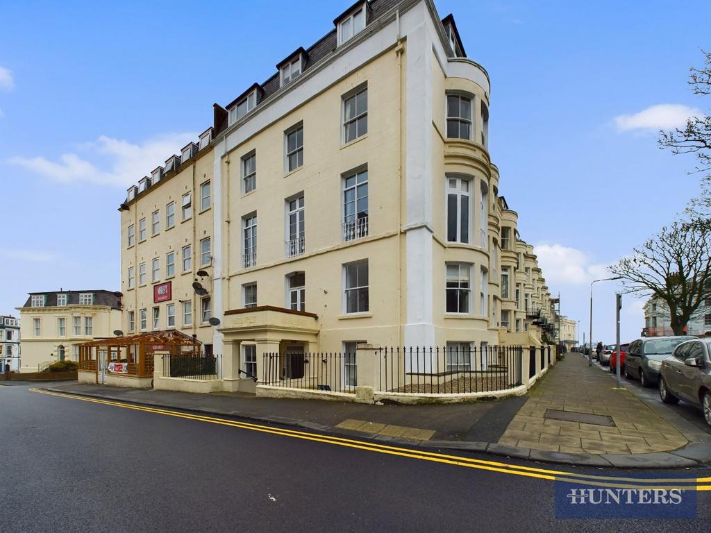 Elizabethan Court, Albion Road... 2 bed apartment for sale - £140,000