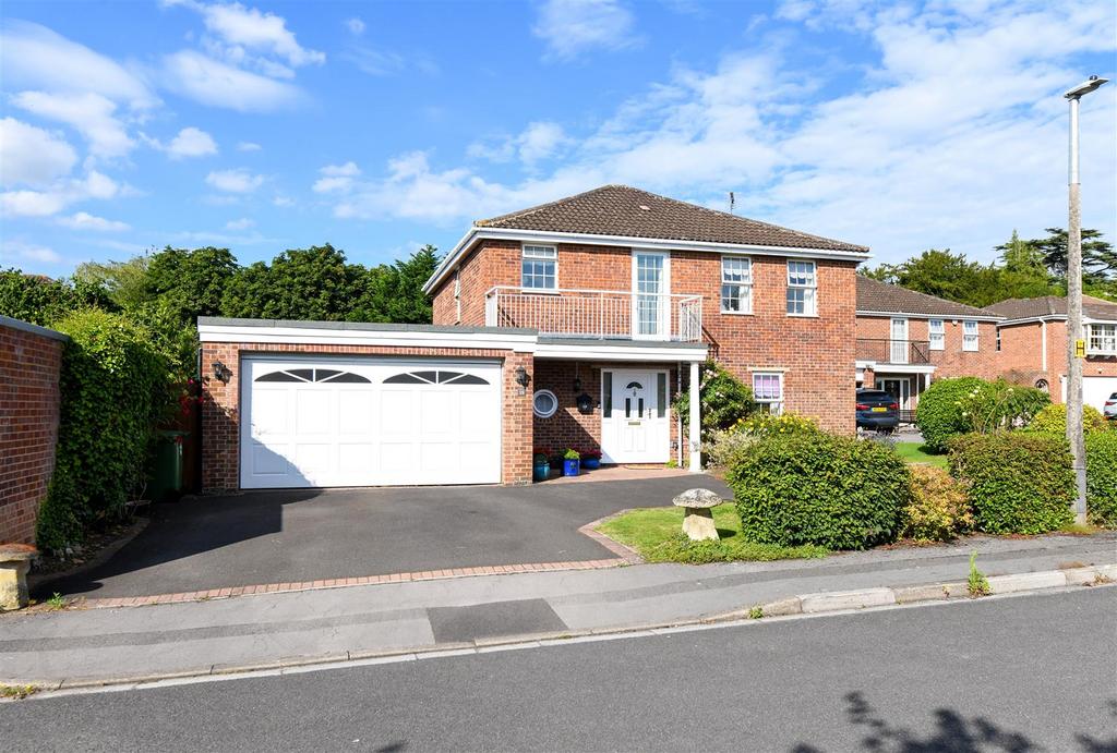 Grasmere, Trowbridge 4 bed detached house - £525,000