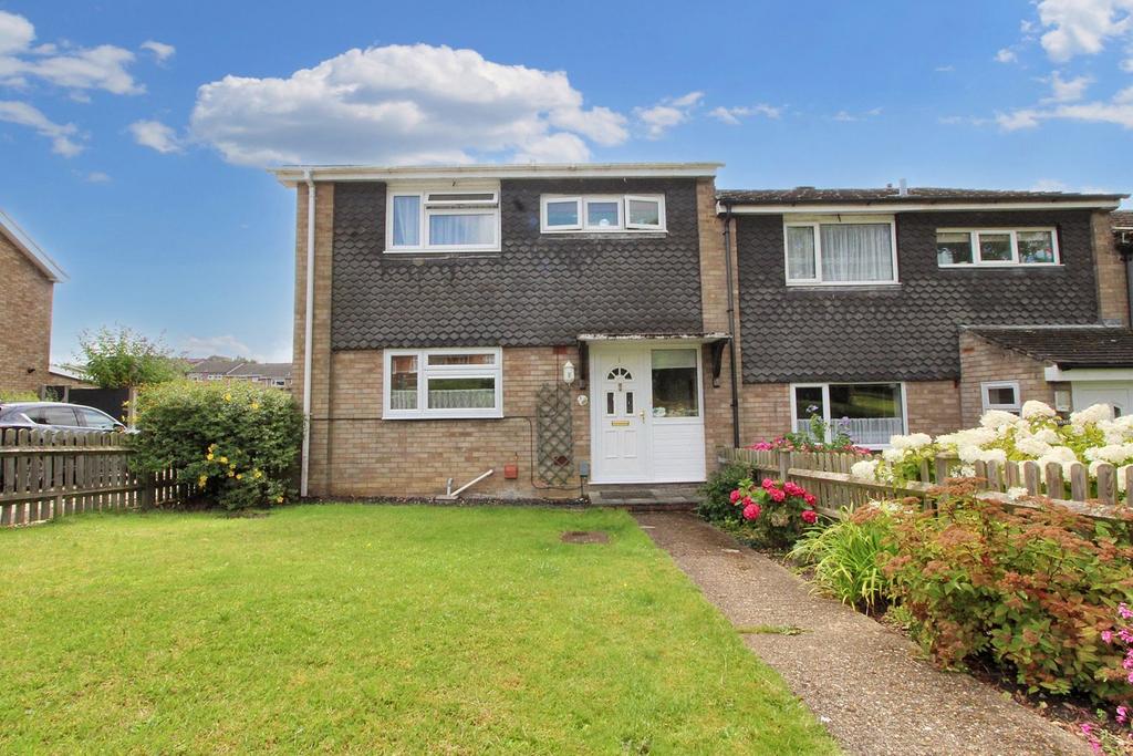 Ellice, Letchworth Garden City, SG6 3 bed end of terrace house - £325,000