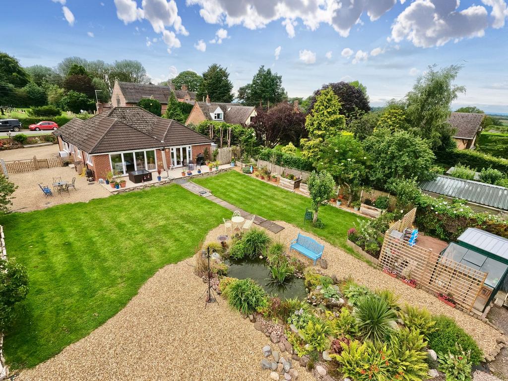 Fauls Green, Fauls, SY13 3 bed detached bungalow - £425,000