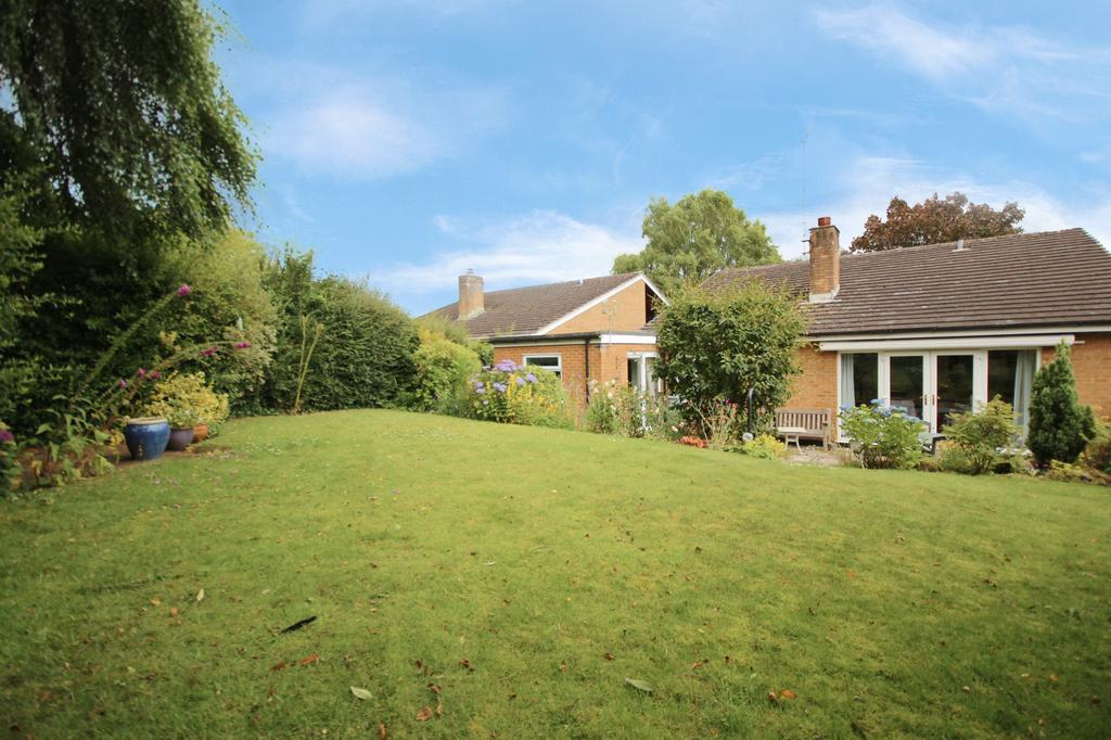 Hadrian Way, Sandiway, cw8 3 bed bungalow - £500,000