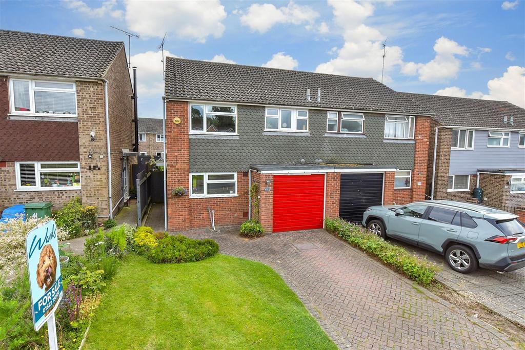 Spot Lane, Bearsted, Maidstone, Kent 3 bed semi-detached house - £400,000