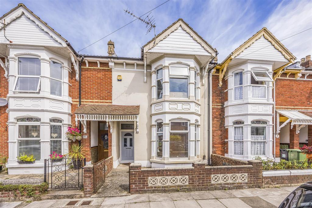 Wadham Road, Portsmouth PO2 5 bed terraced house - £390,000