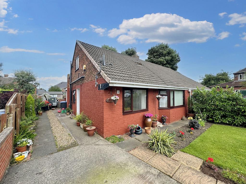 Langdale Crescent, Carrville, Durham... 3 bed bungalow - £205,000