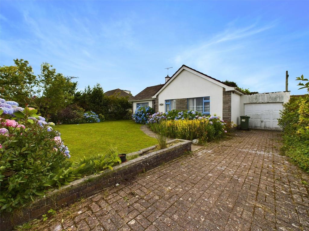 Holsworthy, Devon 3 bed bungalow - £275,000