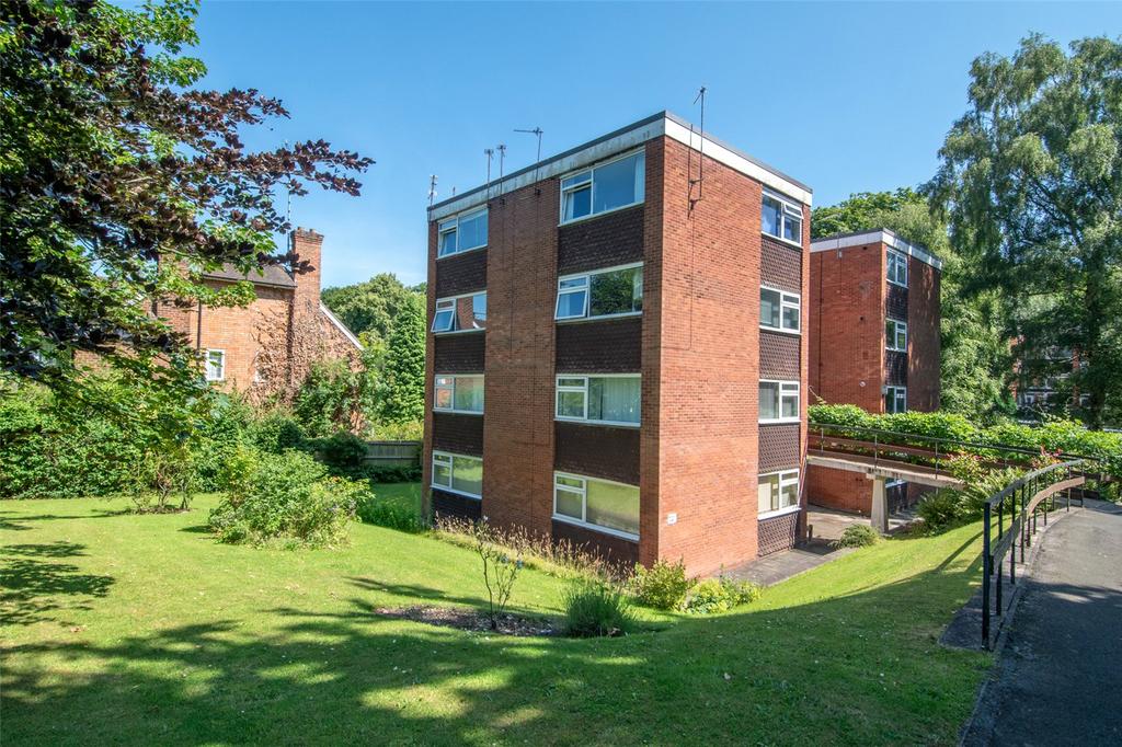 Salisbury Close, Moseley, Birmingham... 2 bed apartment - £180,000