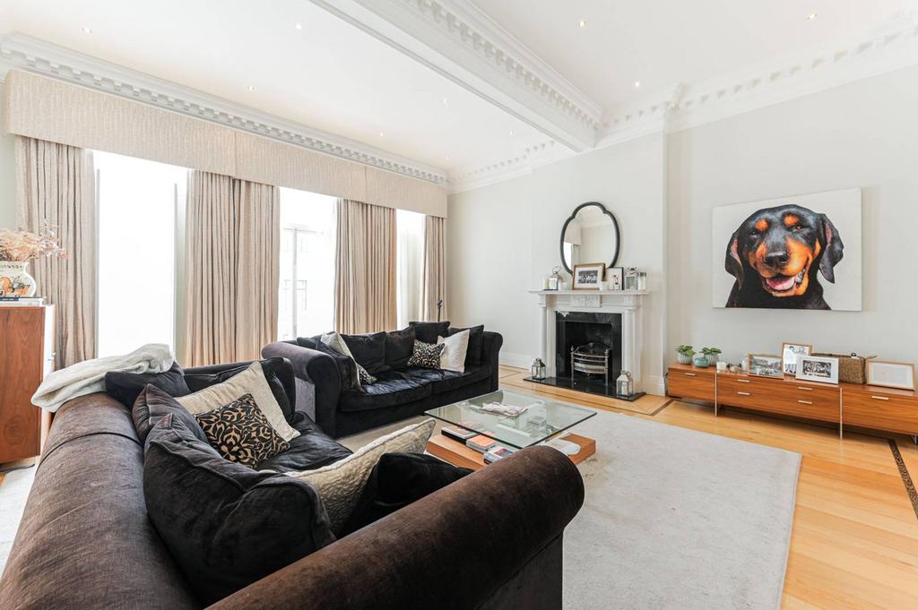 Ovington Gardens, Knightsbridge... 2 bed flat to rent - £15,167 pcm (£ ...