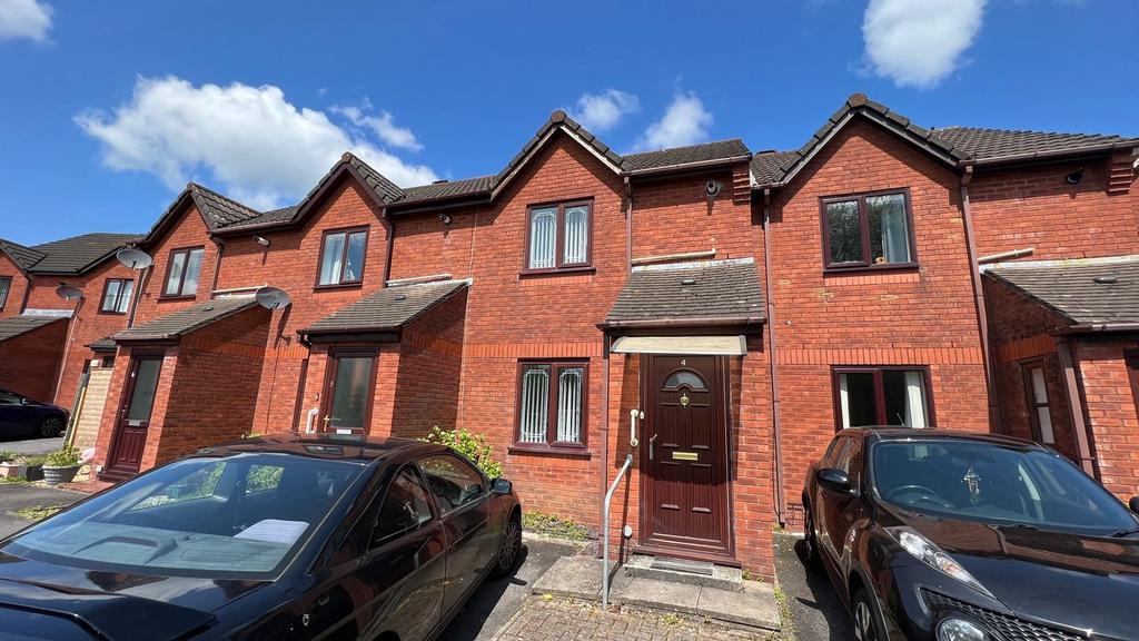 Maes Maddock, Gorseinon, Swansea, SA4 2 bed terraced house - £850 pcm ...