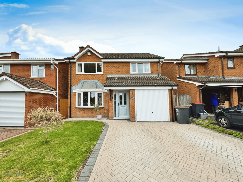 Elderberry Close, Telford TF3 4 bed detached house - £295,000
