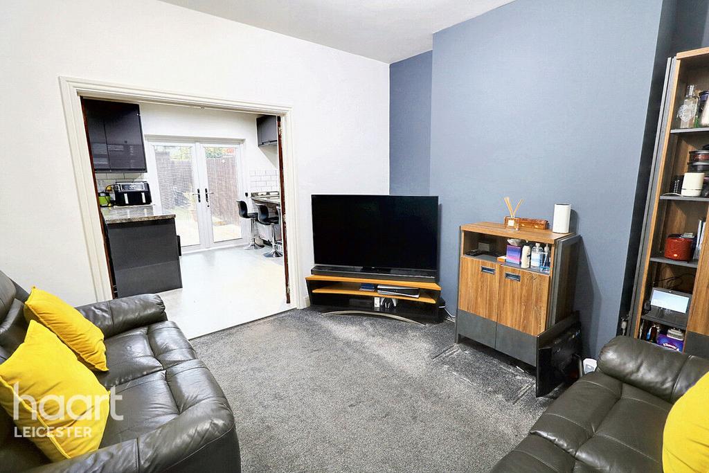 Frisby Road, Leicester 3 bed terraced house - £270,000