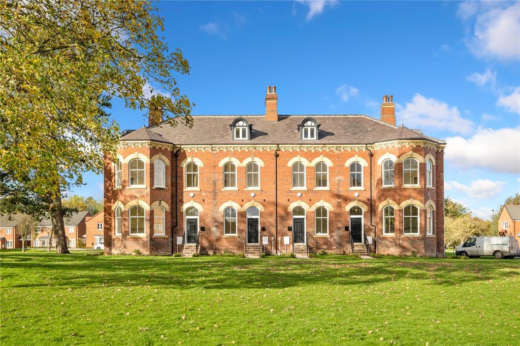 Whitcliffe Lane, Ripon, North Yorkshire 4 bed townhouse - £575,000
