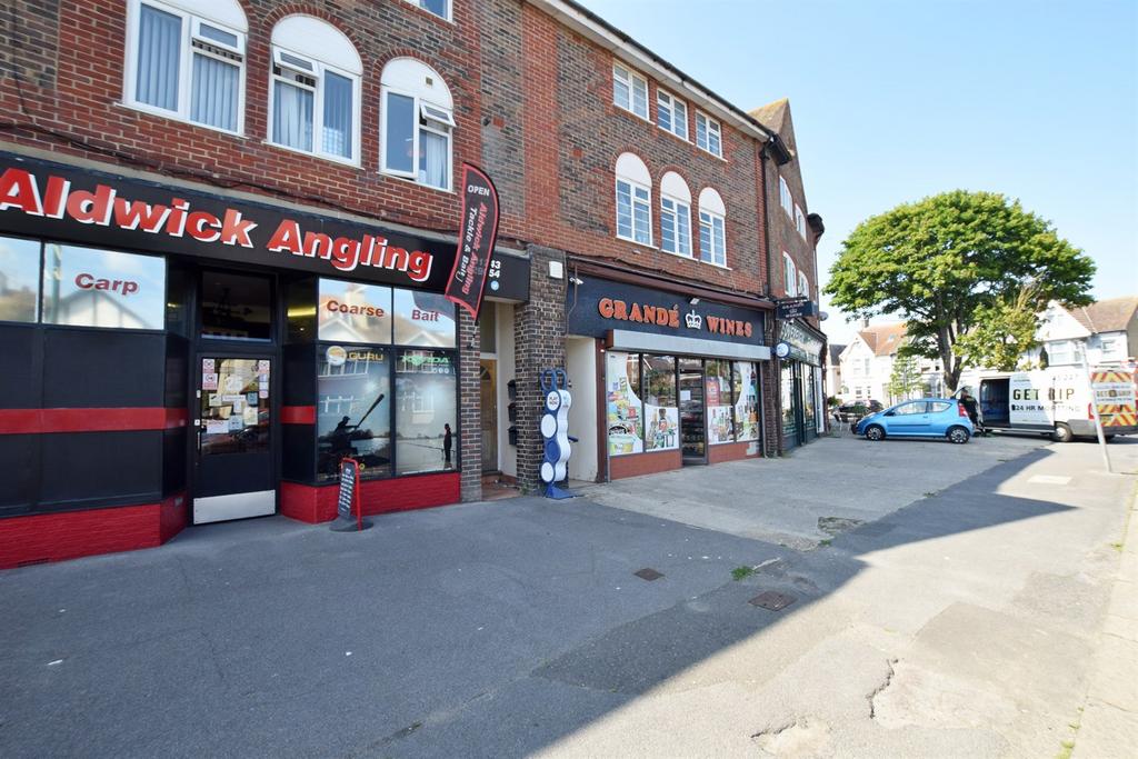 Nyewood Lane, Nyewood Lane, Bognor... 2 bed flat - £995 pcm (£230 pw)