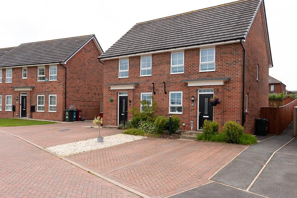 Teasel Grove, Preston PR3 3 bed semi-detached house for sale - £149,950