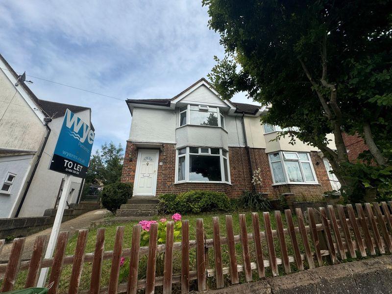 Rowan Avenue, High Wycombe HP13 3 bed semi-detached house - £1,725 pcm ...