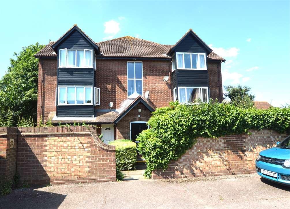 DA1 Studio - £900 pcm (£208 pw)