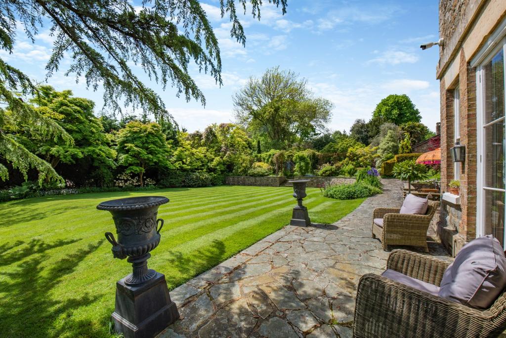 Rectory Lane, Saltwood, Kent 8 bed detached house - £4,000,000