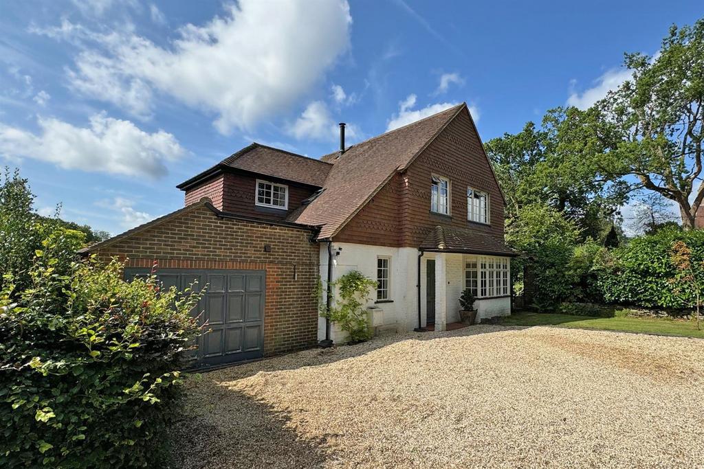 Wormley 4 bed detached house - £975,000
