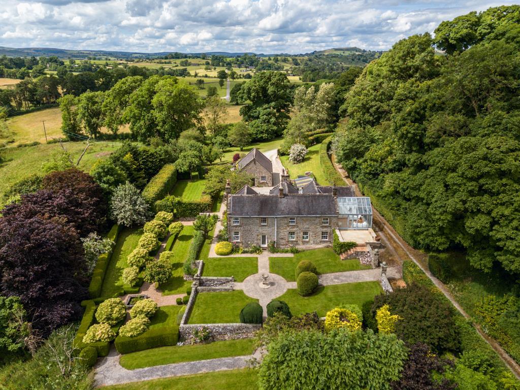 Beresford Hall Estate, Hulme End, Buxton 4 bed detached house for sale ...