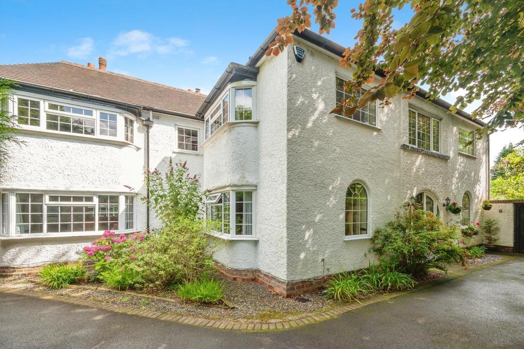 Prospect Lane, Solihull 5 bed detached house - £895,000