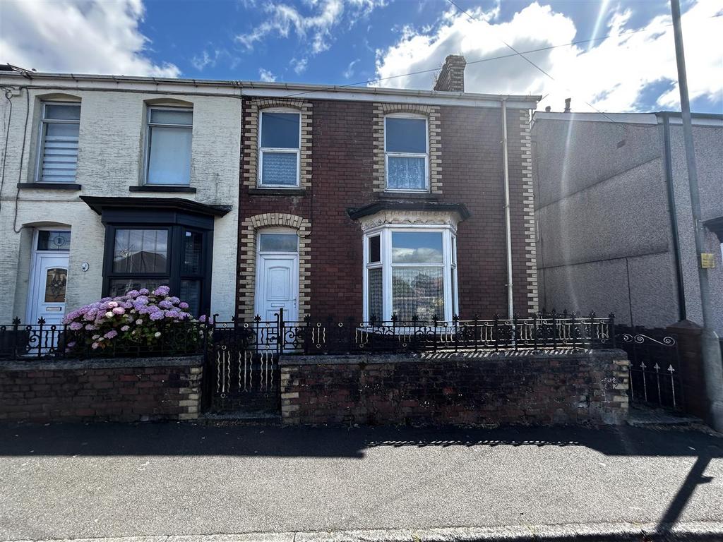 Mansel Street, Gowerton, Swansea 3 bed semi-detached house - £70,000