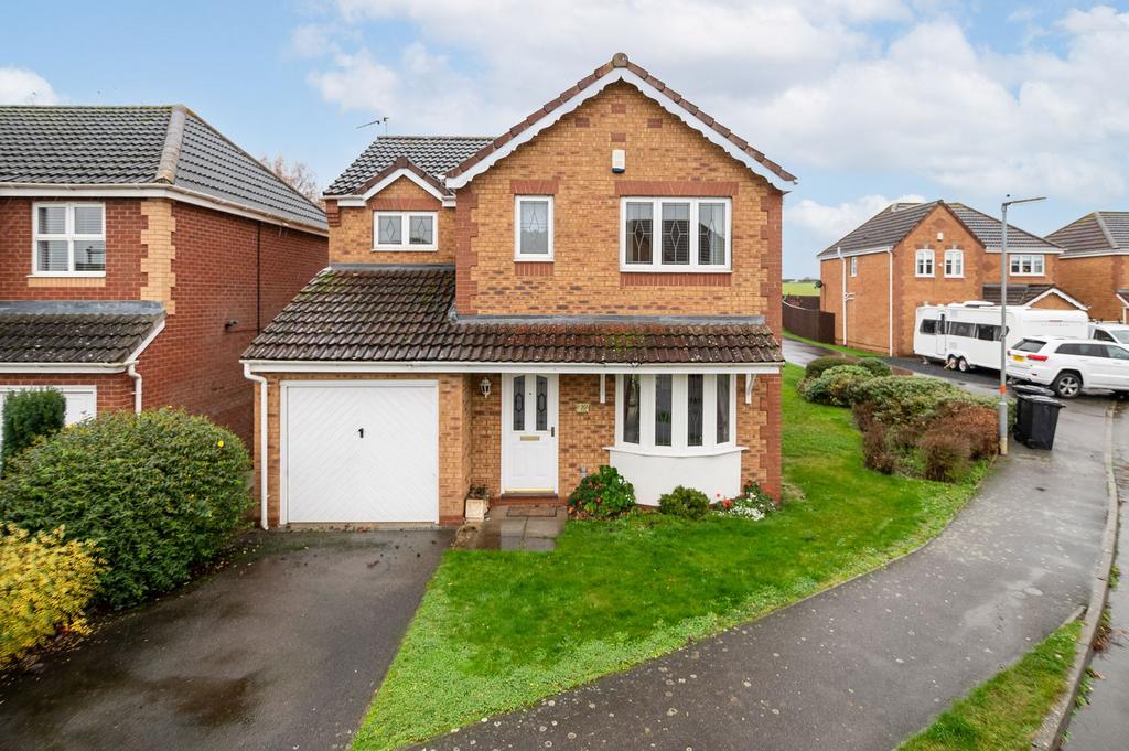 Coulon Close, Wellingborough NN29 3 bed townhouse - £1,250 pcm (£288 pw)